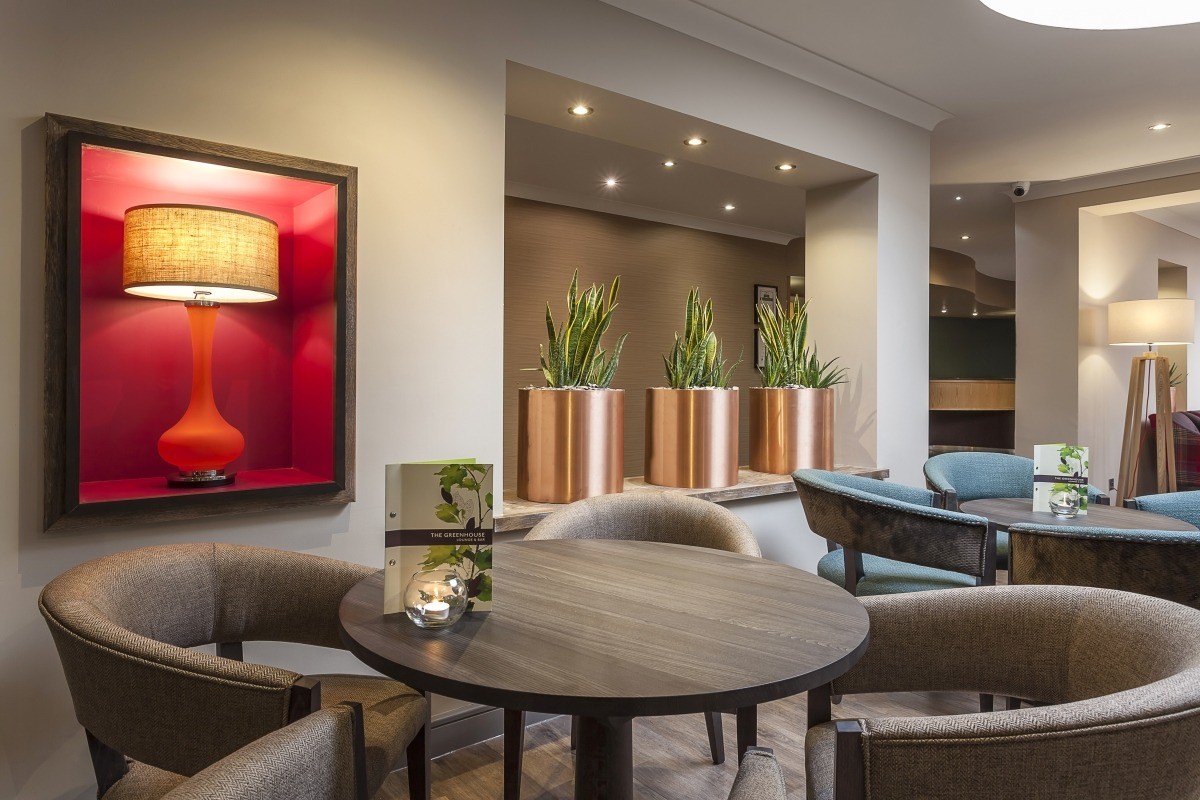 GREENHOUSE BAR AND LOUNGE – Castle Green Hotel